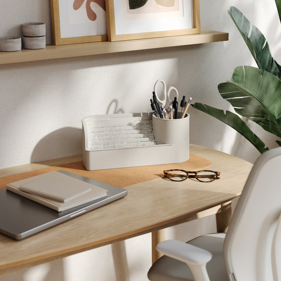 Relax with the Umbra Stream Water Fountain | Modern Desk Acessories